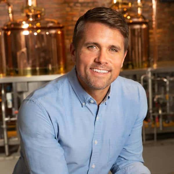 Former Anheuser-Busch Exec Calls For CEO To Quit In Wake Of Bud Light ...